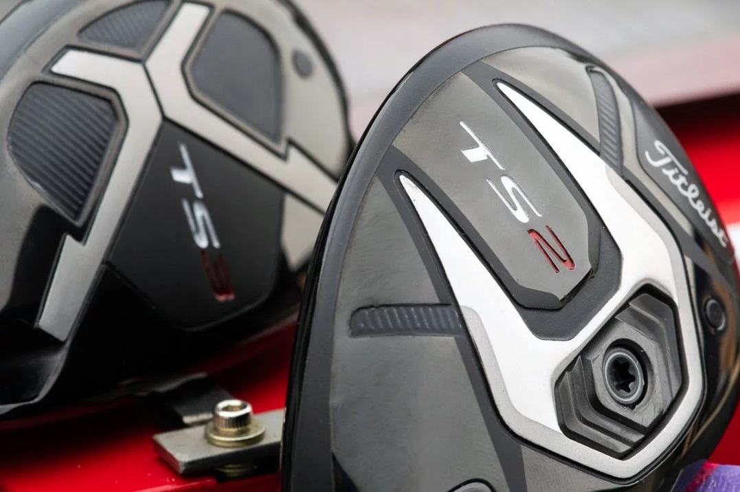 タイトリスト TS2 と TS3 ハイブリッドで番手間ギャップを埋めよう！あなたはTS2派？それともTS3派？