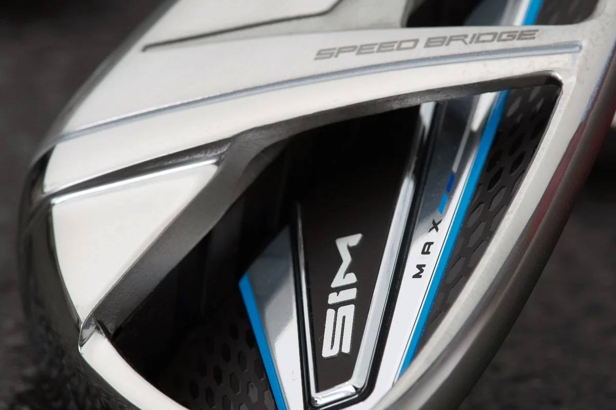 テーラーメイドのSIM MAX(シムマックス) アイアンとSIM MAX OS アイアン～飛距離と打感を兼ね備えた飛び系アイアン？～